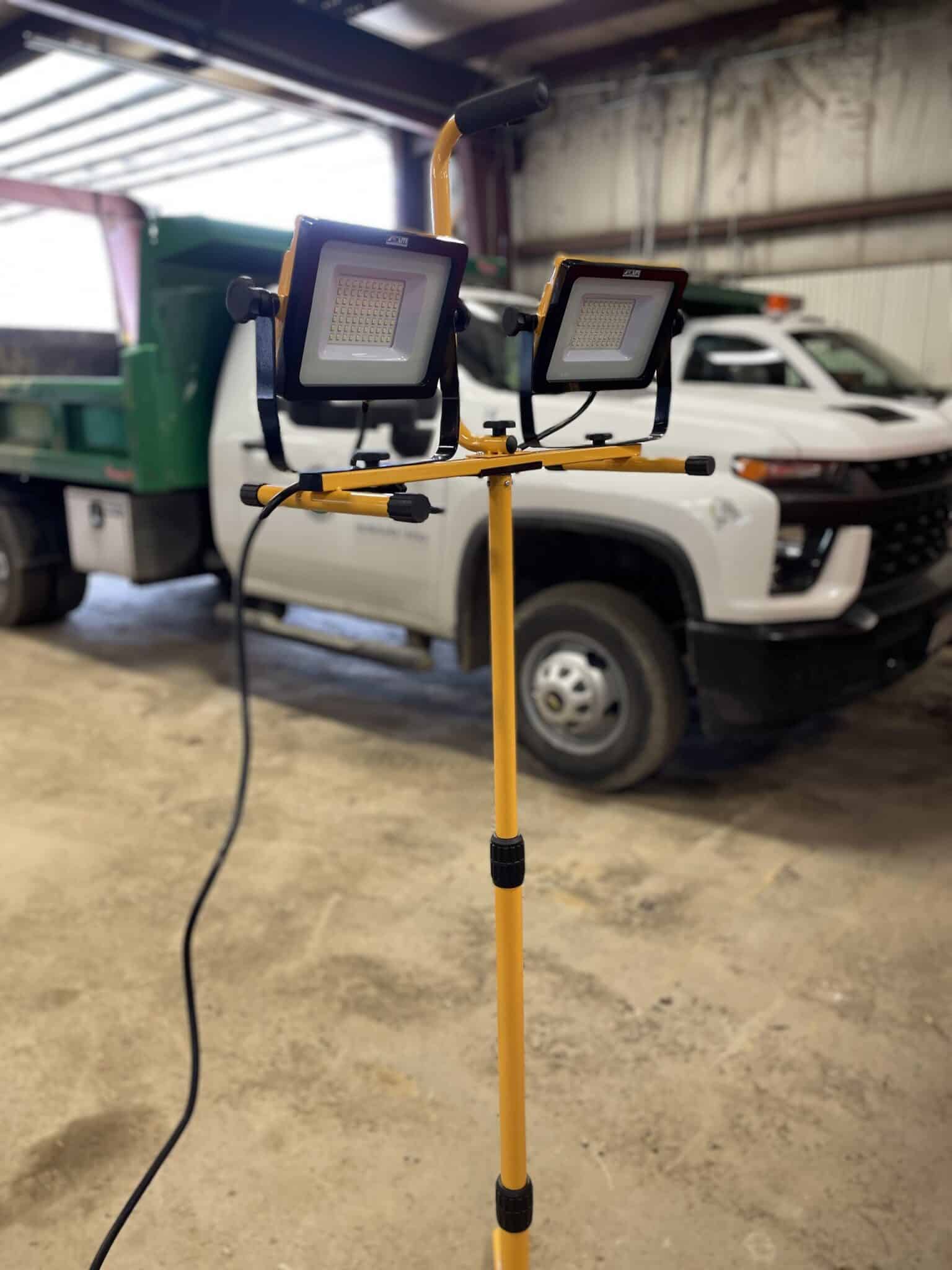 6' Pro Grade Twin LED 14000 Tripod Flood Light - LF240ST